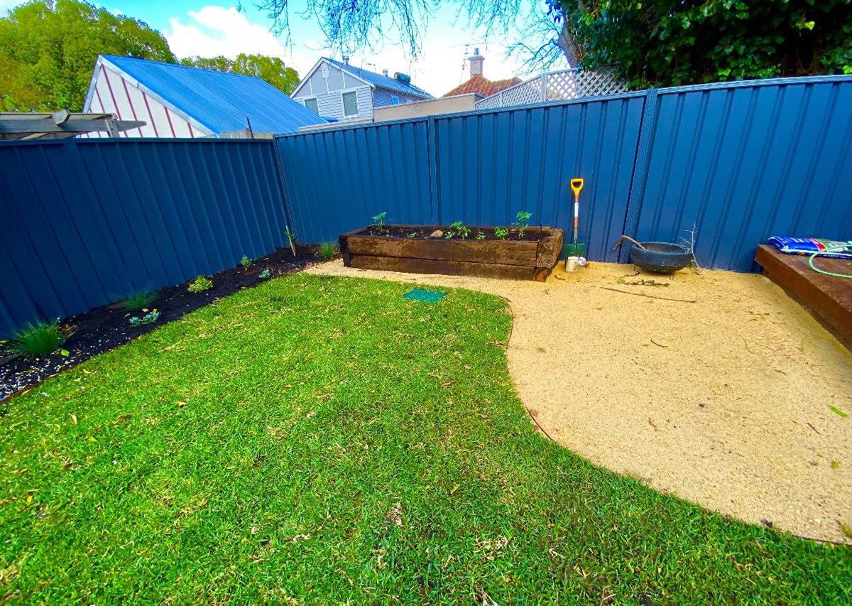 19mm Crushed Limestone - Perth Sand and Soil Pty Ltd